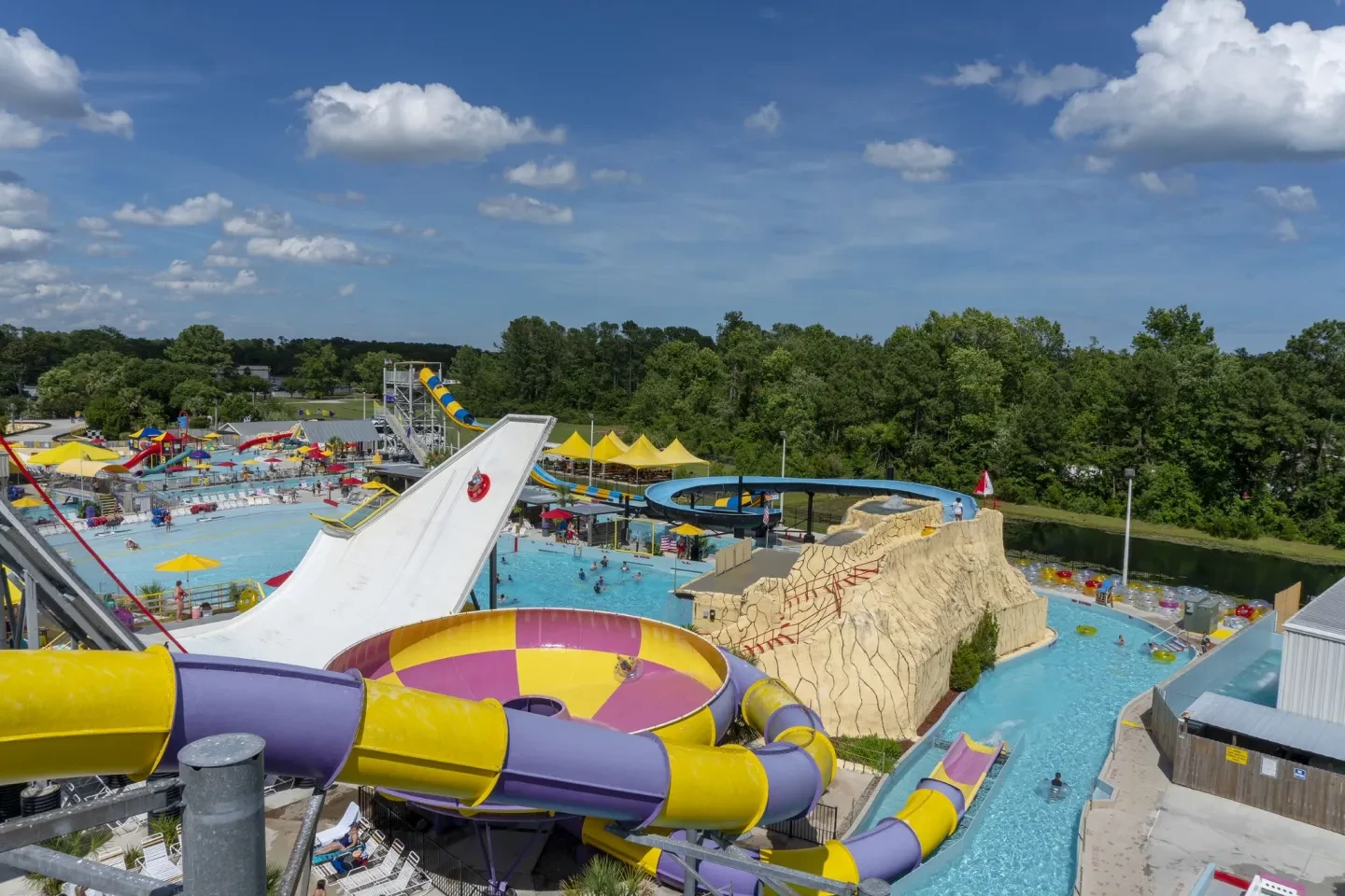 Water parks in North Carolina | Slides, pools & activities