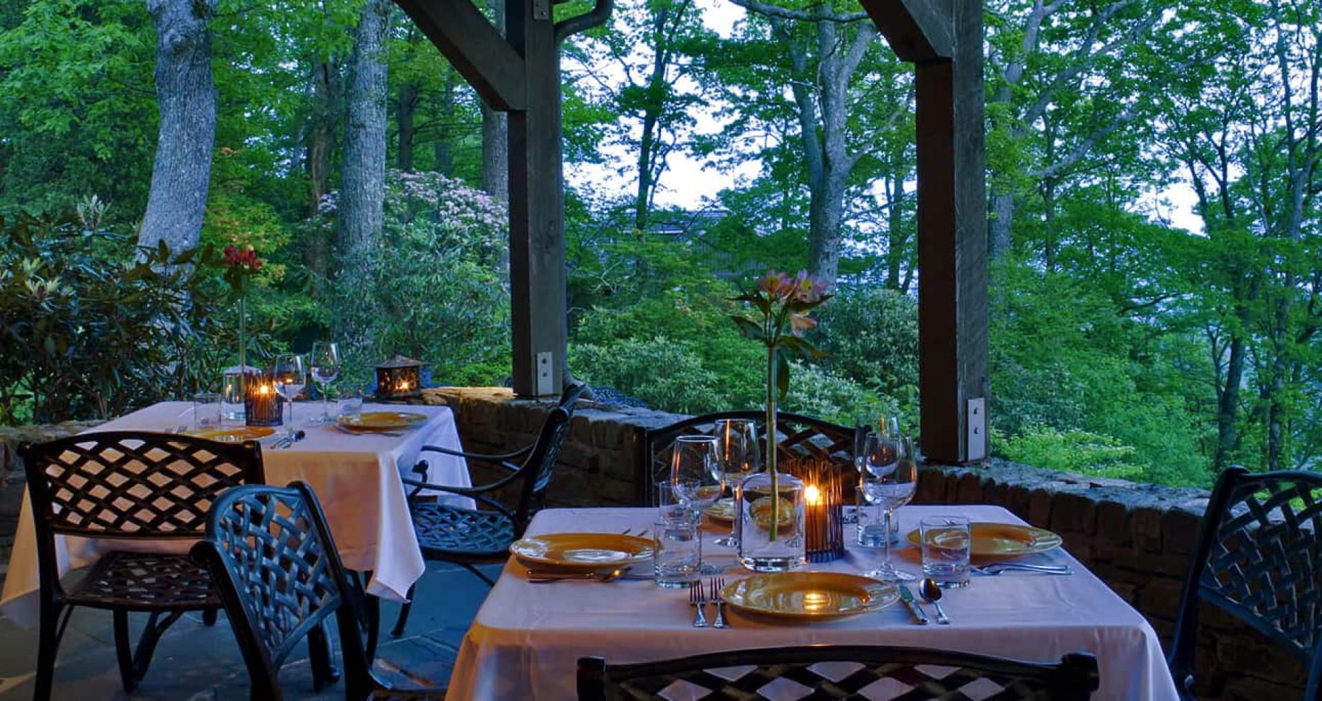 11 Classic Romantic Getaways in North Carolina