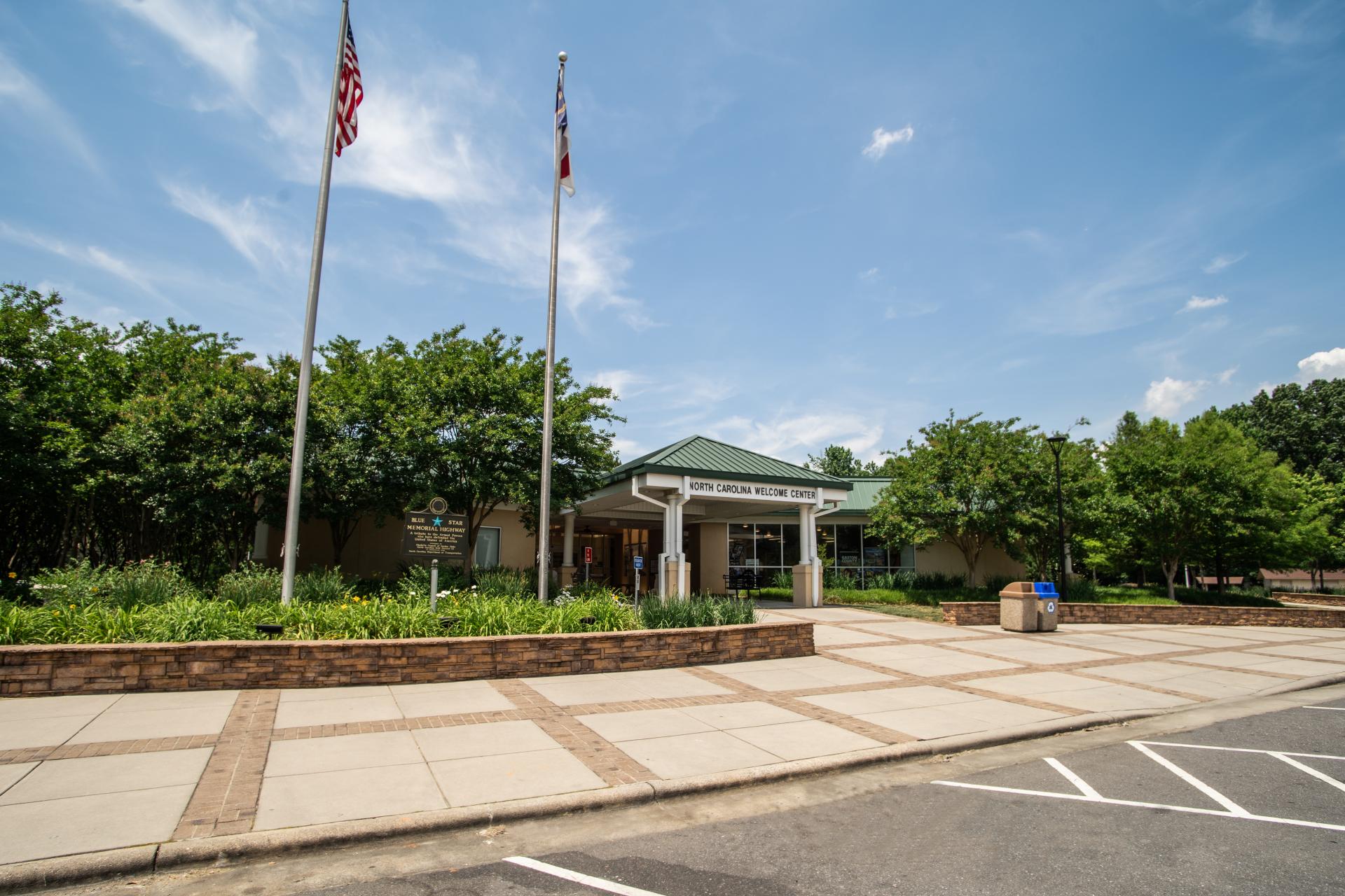 I-77 South N.C. Welcome Center at Mile Marker 1 | VisitNC.com